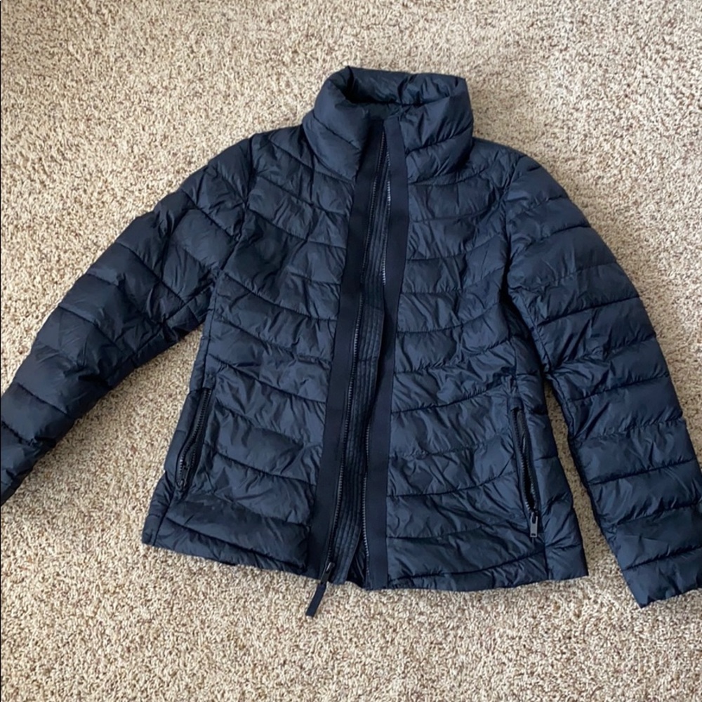Black Gap Puffer Jacket - Gem